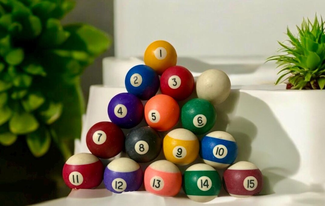 Vintage Billiard Balls for Pool Table Assorted 16 Stripes, Solids & Cue ...