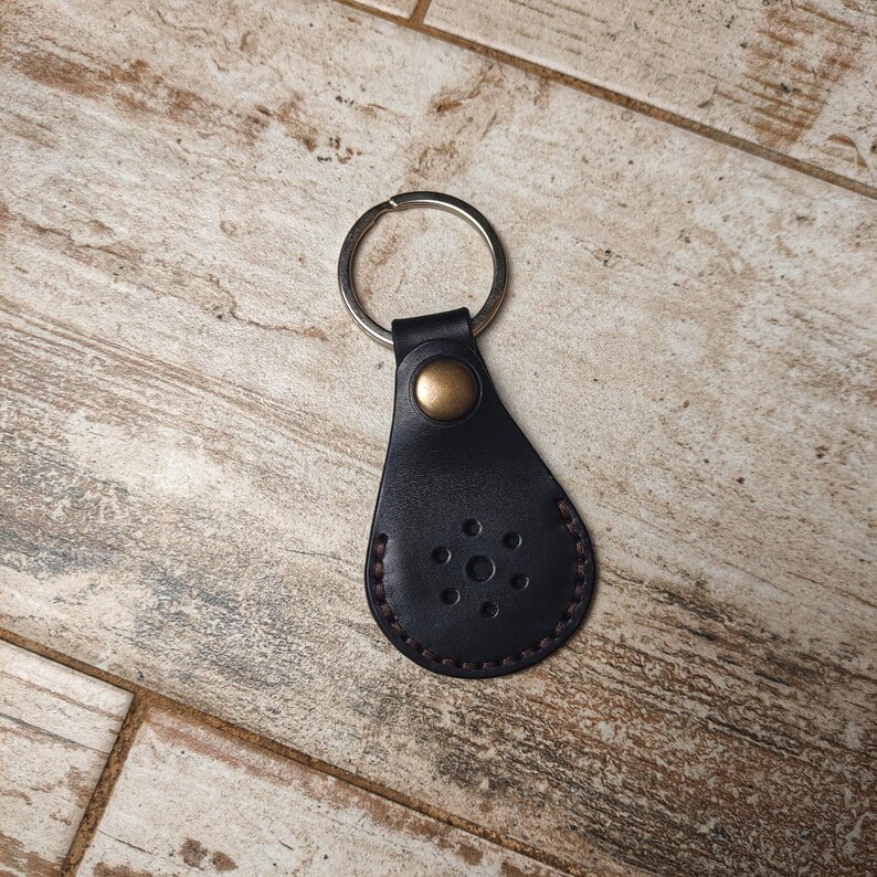 Leather Key Fob Pattern for Keycard Holder | DIY Intercom Keychain ...