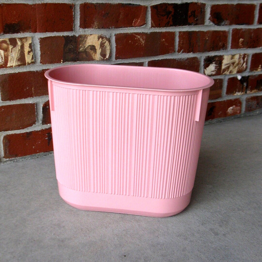 Rubbermaid PINK Waste Basket dusty Mauve Pink vintage Oval Waste Basket ...
