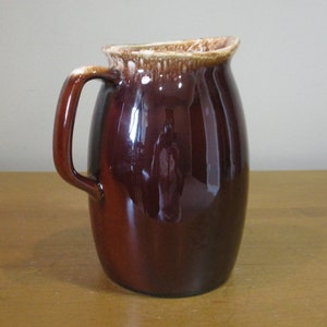 1960s Hull Pottery Oven Proof 1 Qt Juice / Milk Pitcher- 32 Oz -drip ...