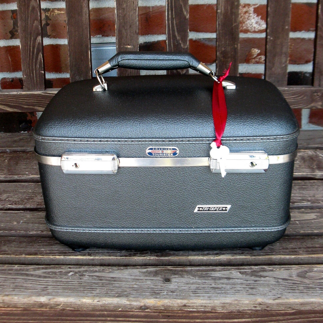 1970s American Tourister Train Case with KEY charcoal GRAY cosmetic ...