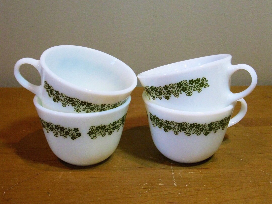 Set of 4 PYREX Coffee Mugs -CRAZY DAISY- Milk Glass- Coffee Cups ...