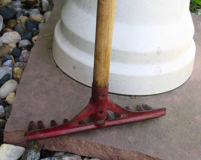 1950s Kid's RAKE Metal and Wood Rake Small Metal Rake - Etsy