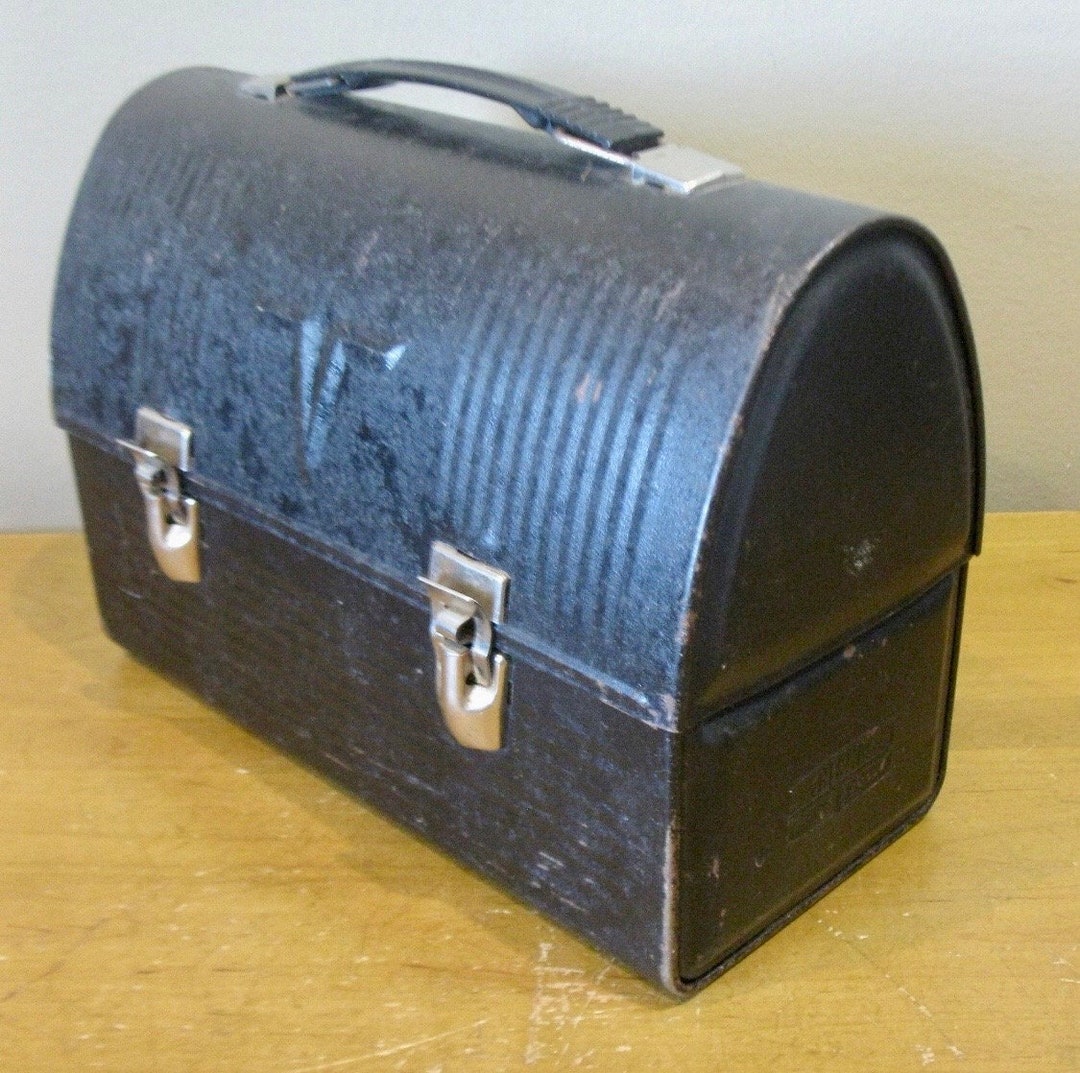 VTG Black Metal Lunch Box- Plastic Handle- VICTORY Lunch Box - Lunch ...