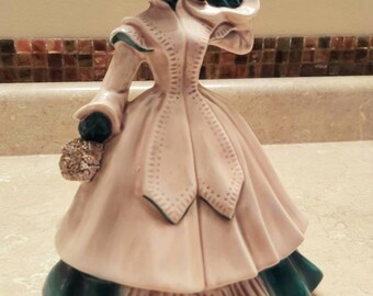 Matilda Figurine - Etsy