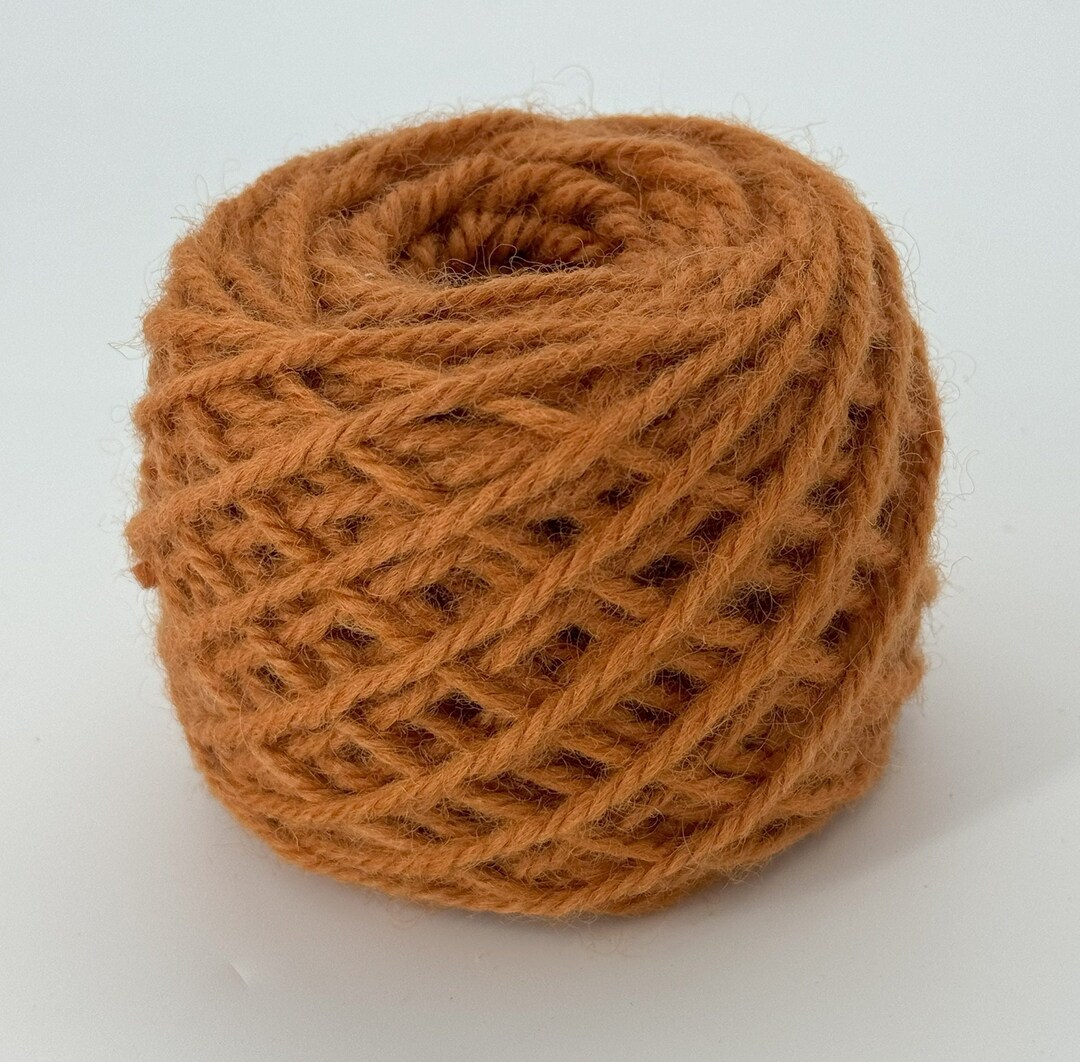 NEW! Apricot #33 Wool Rug Yarn 100% New Zealand Wool Ready for Use ~ 3 ...