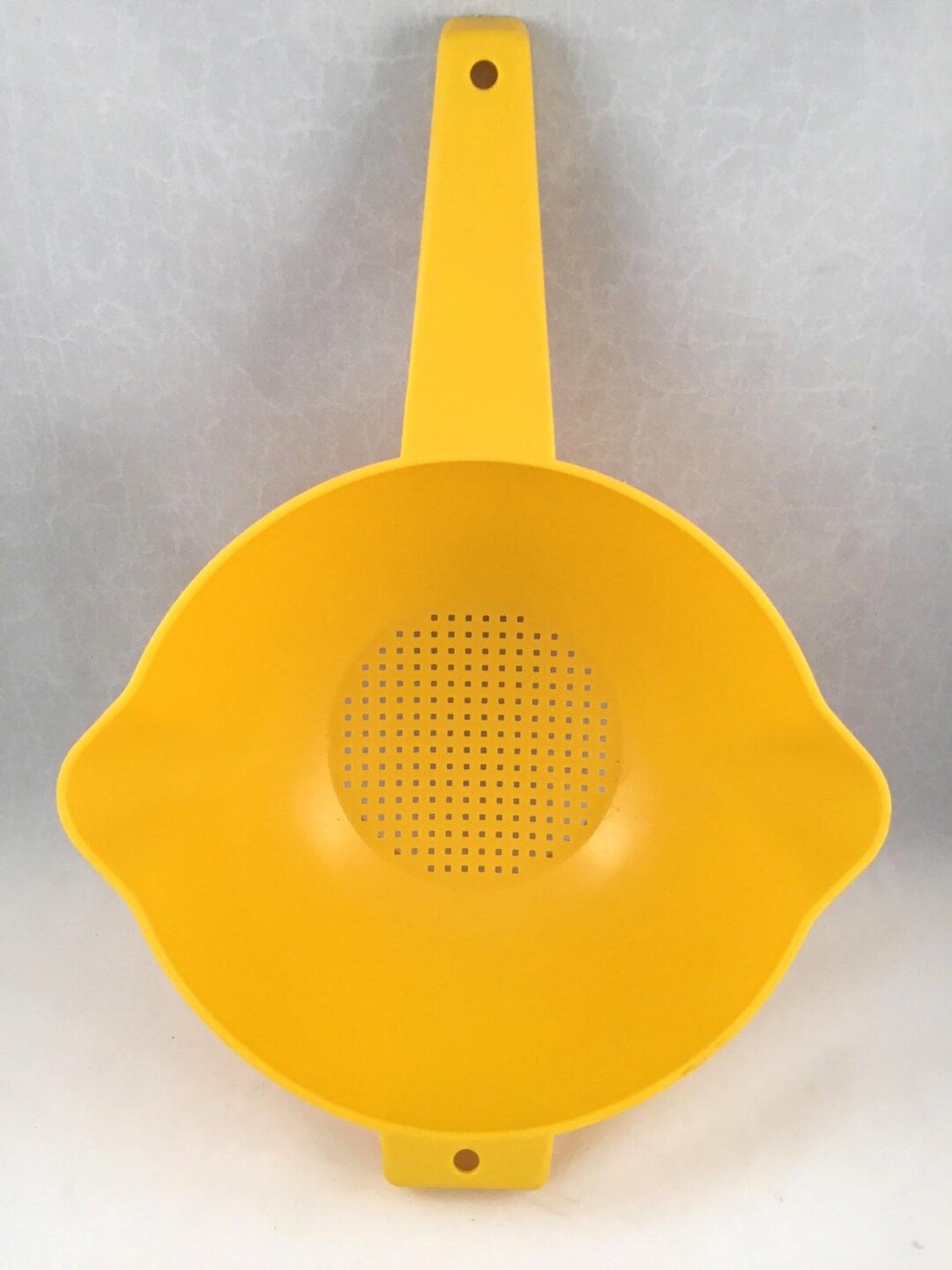 Large Yellow 2 Quart Tupperware Colander/strainer in Very Good Used ...