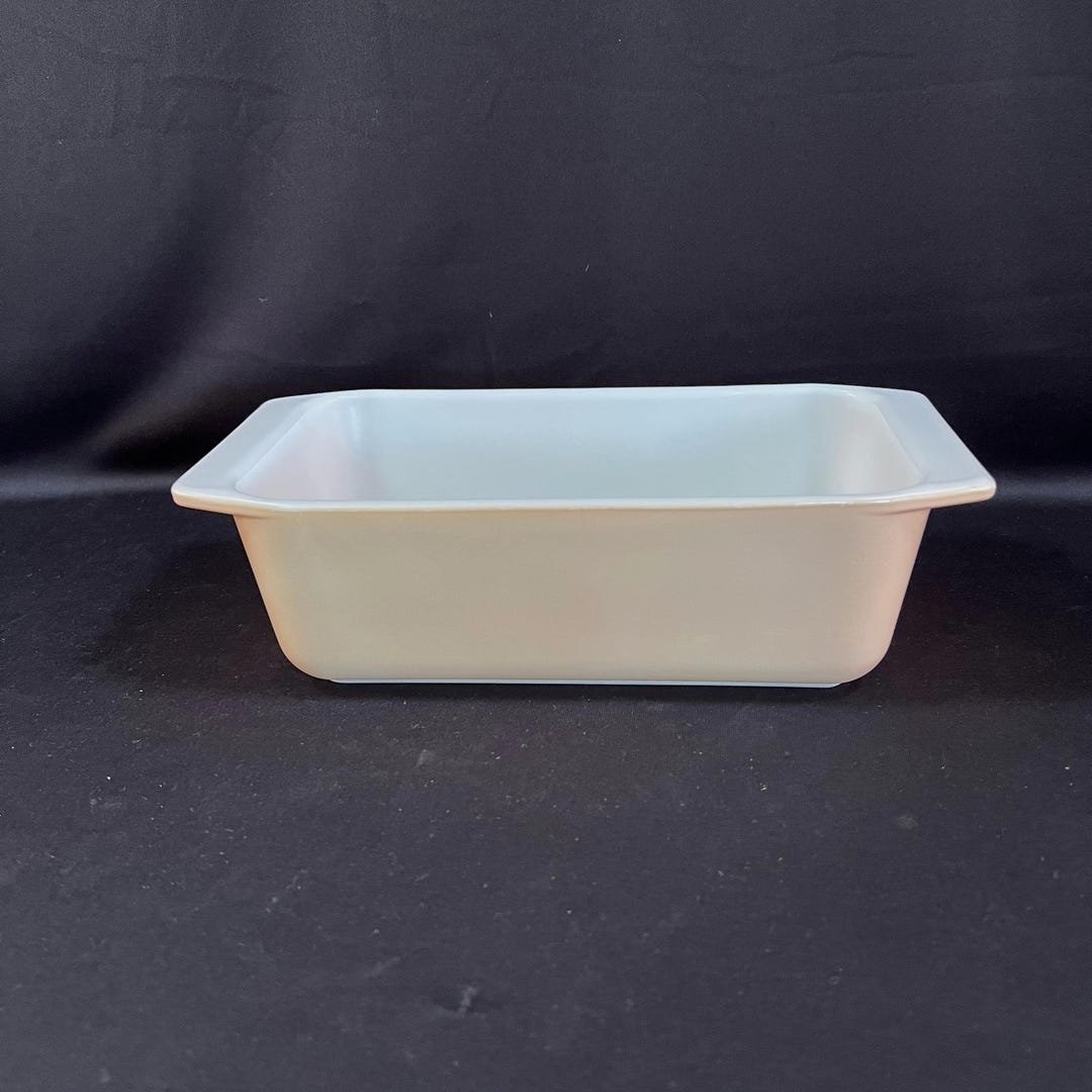 Rare 1960's Tan Pyrex Loaf Pan 8-1/2" X 4-1/2" X 2-1/2" #913 in Good ...