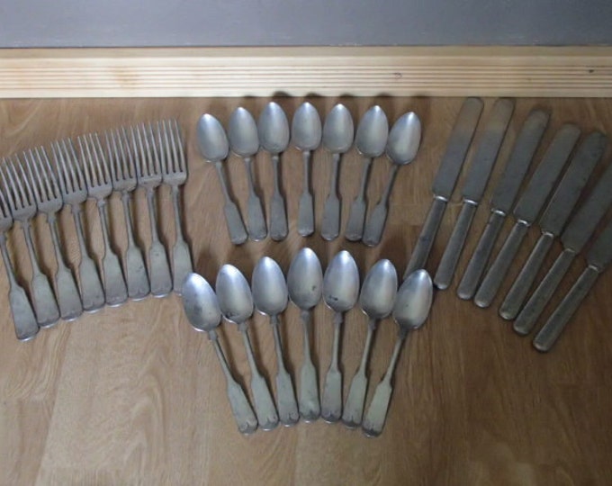 29 Pieces of Vintage Silverware 900 WB-W, Made in USA, R. Wallace ...