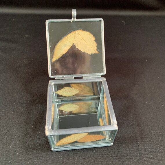 Vintage Glass Jewelry Box with Inlayed Leaves and Mir… - Gem