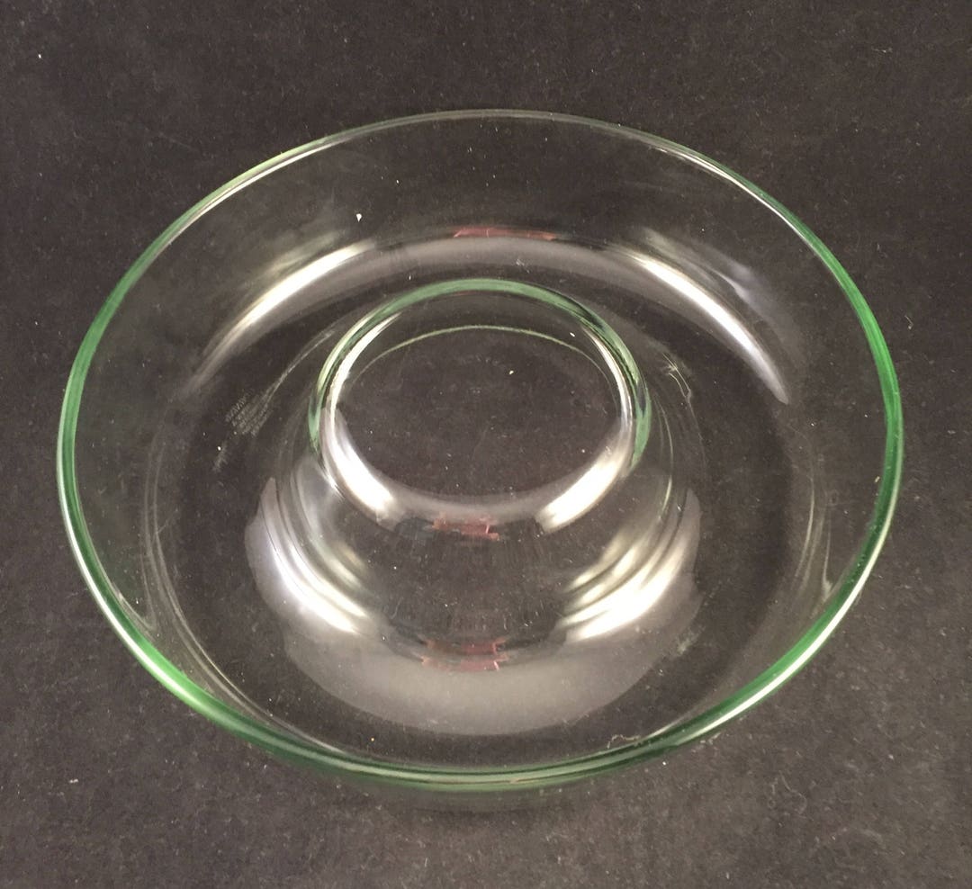 Vintage Glass Bundt Cake Pan by Pyrex, 9", Cakes, Rolls, Jello, Glass ...