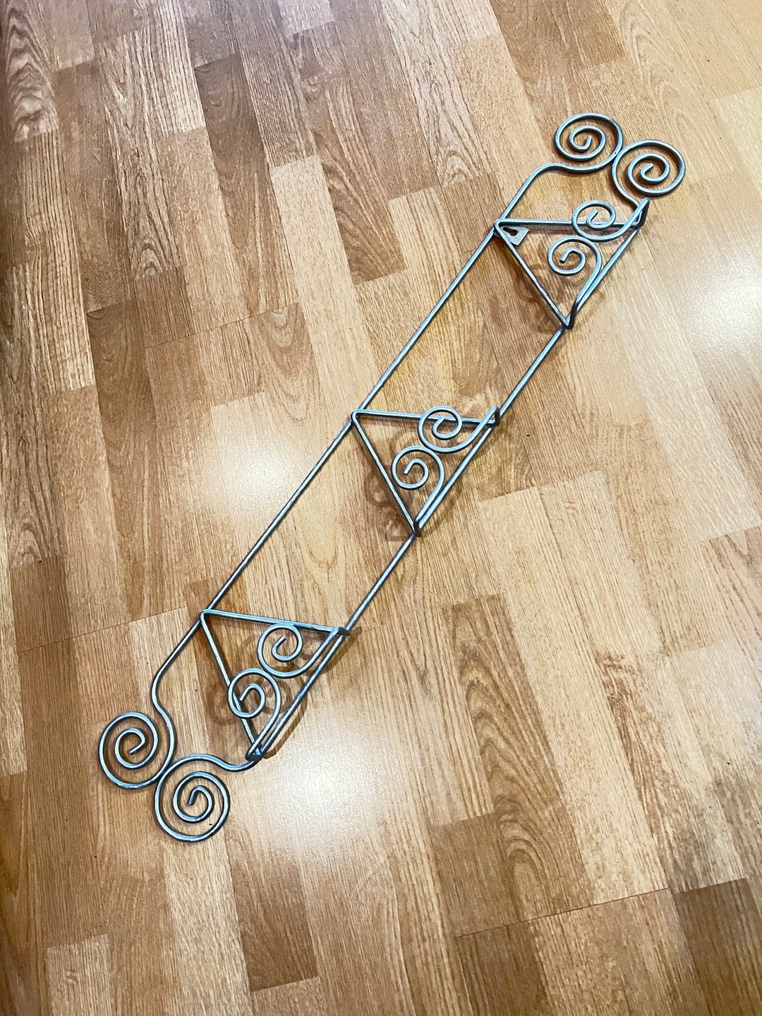 Horizontal 3 Plate Wall Display Rack, Holds 3 Plates, Grey Tone With ...