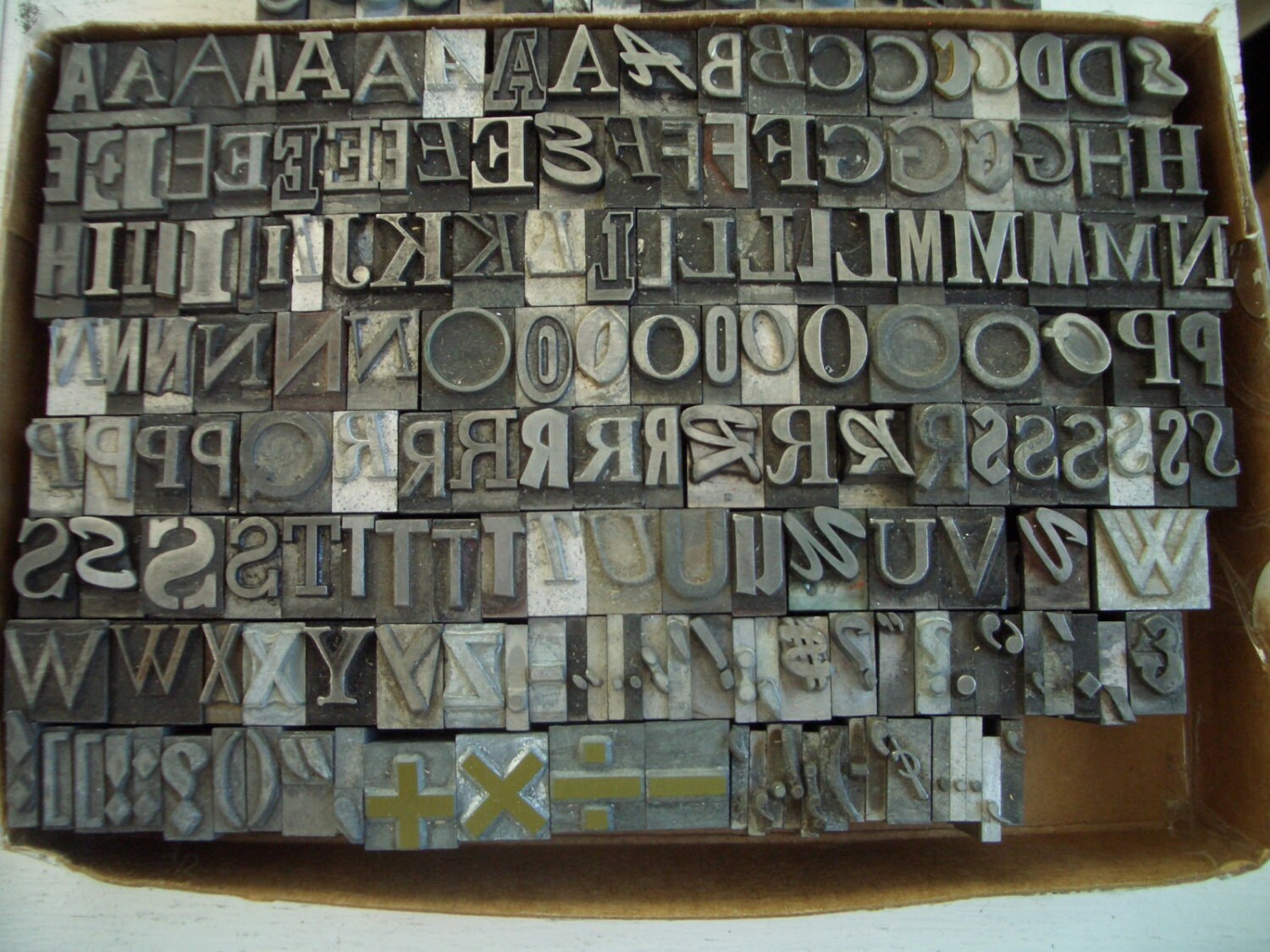 SSQ - FULL, 36 Pt HUGE Upper Case Alphabet - Misc. Fonts - Letterpress ...