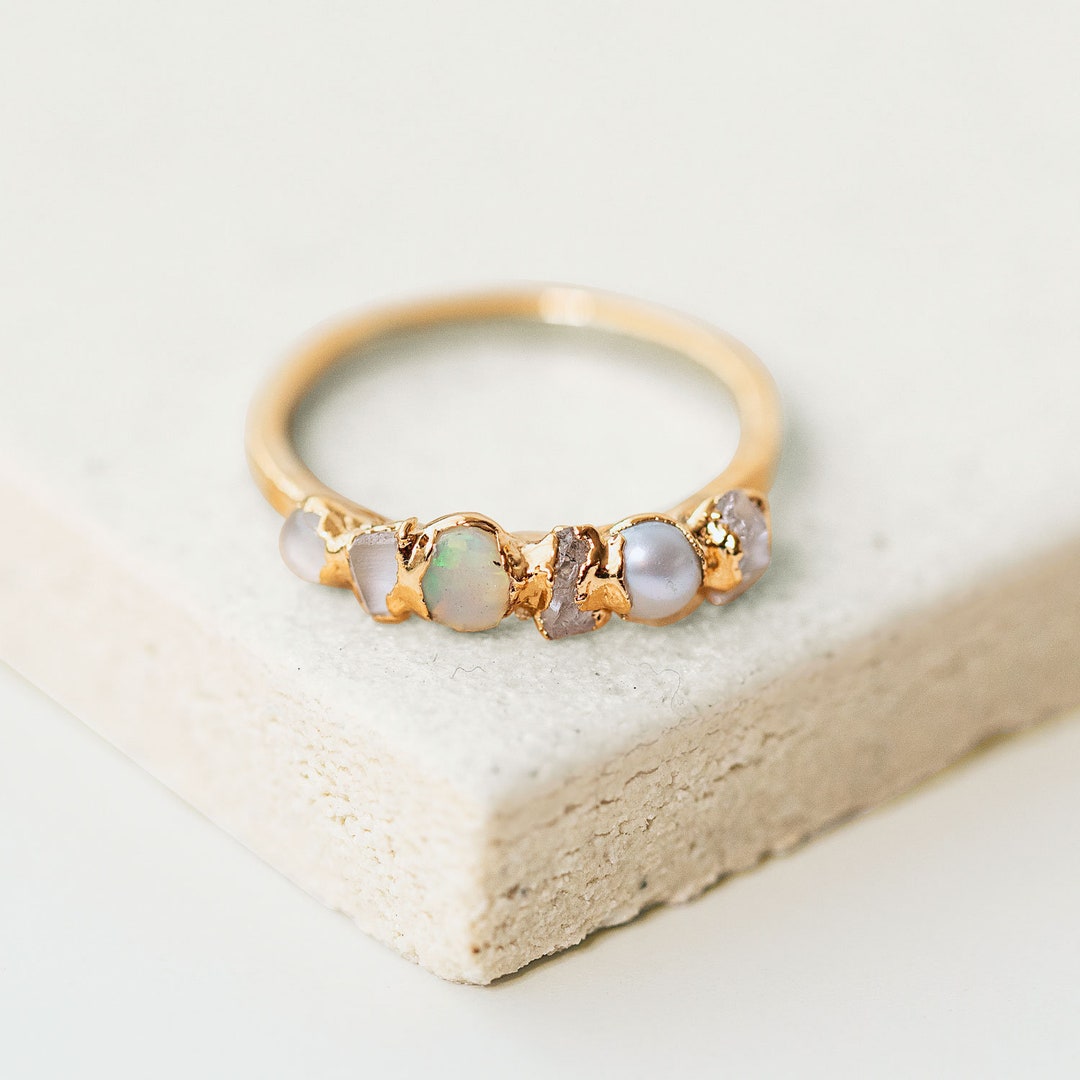 June Birthstone Ring for Her, Clear Quartz Ring, Rainbow Moonstone Ring ...