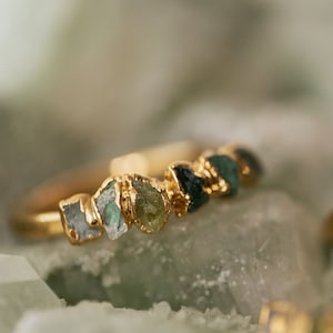 Ombre Ring, Green Stacking Ring, Unique Gemstone Ring, Raw Peridot ...