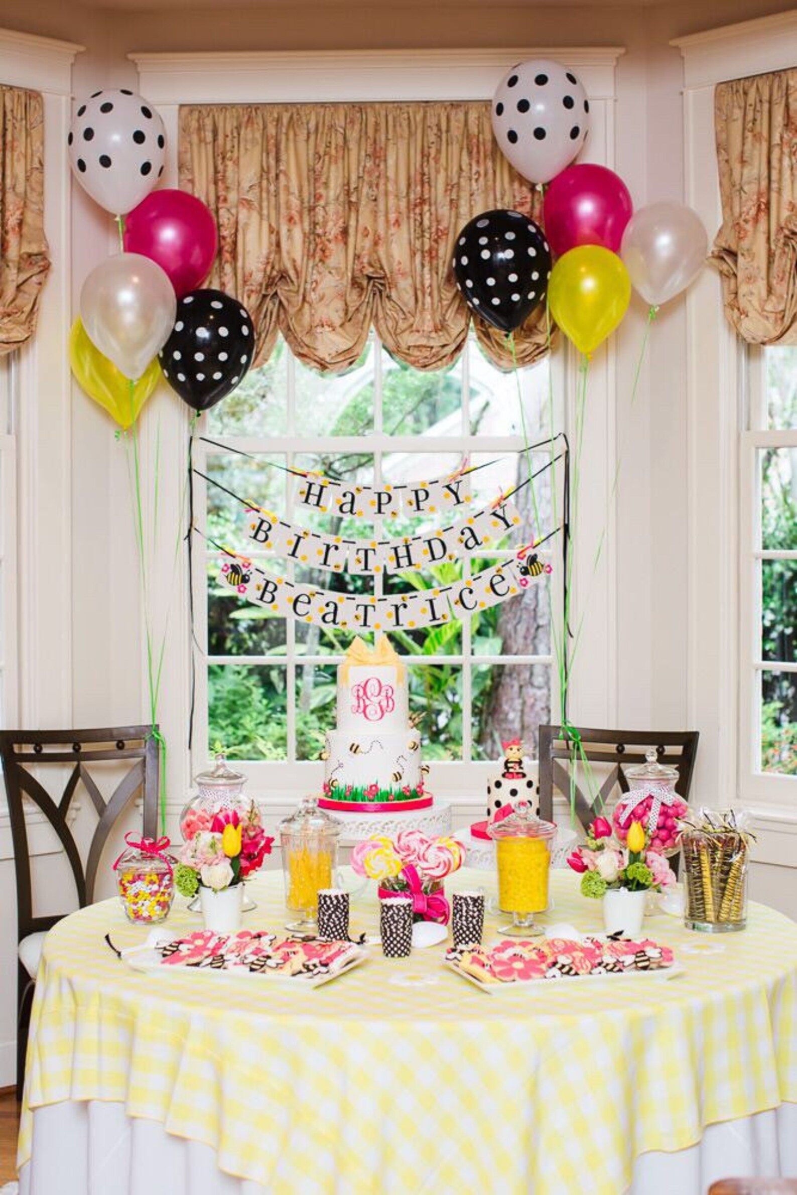 Bumble Bee Birthday Banner HAPPY BIRTHDAY Bumble Bee Birthday Party ...