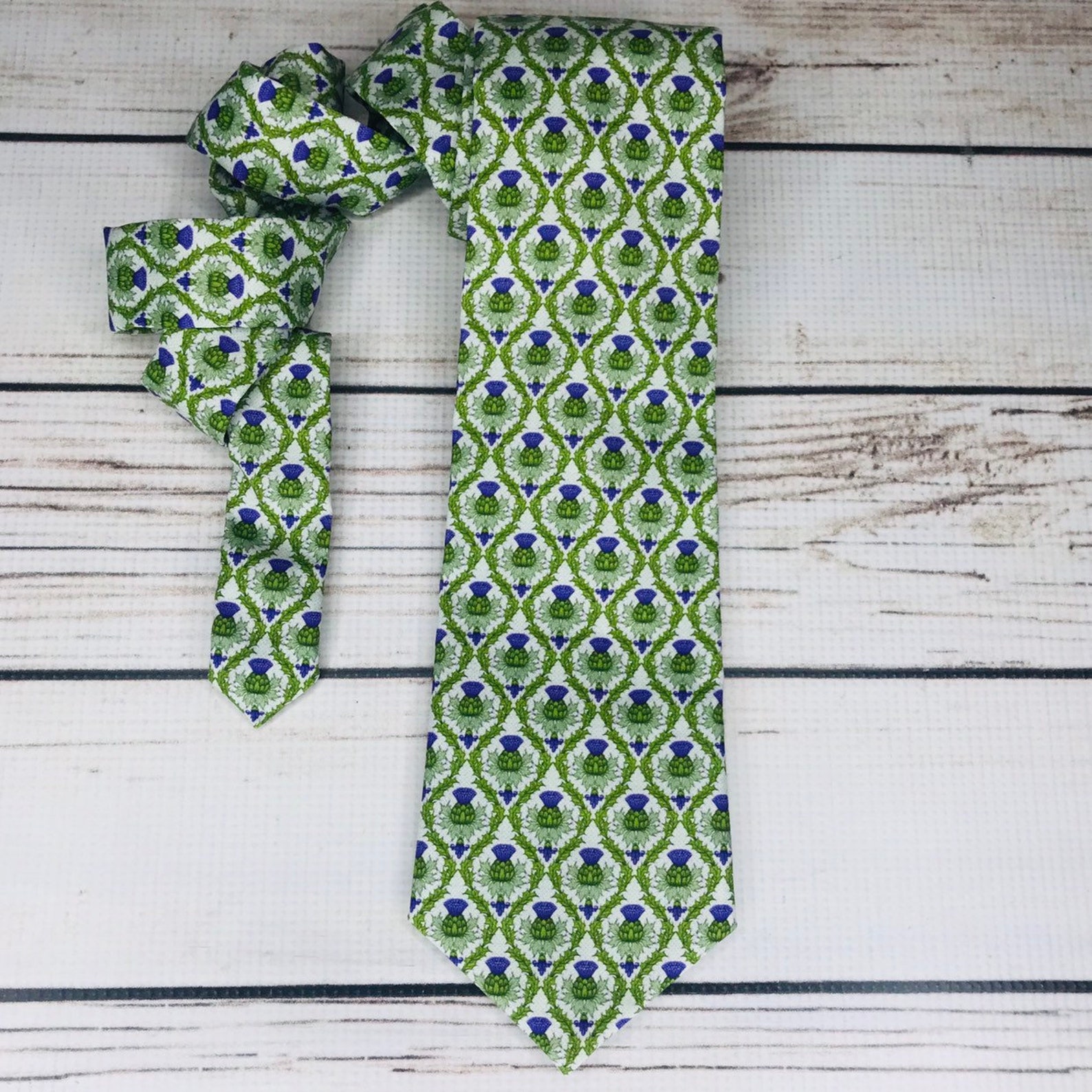 Thistle Tie Scottish Thistle Thistle Demask Scotland | Etsy