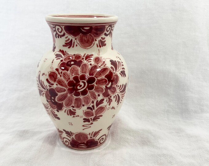 Regina Gouda Delft Vase, Dark Red, Handpainted Rood Pottery, 5.5" Tall ...