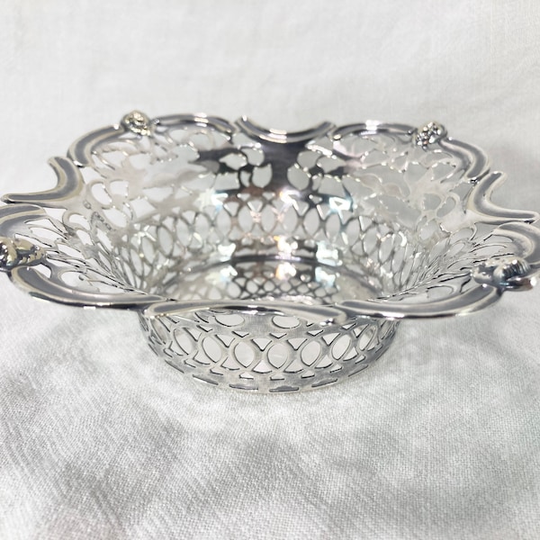 Filigree Basket - Etsy