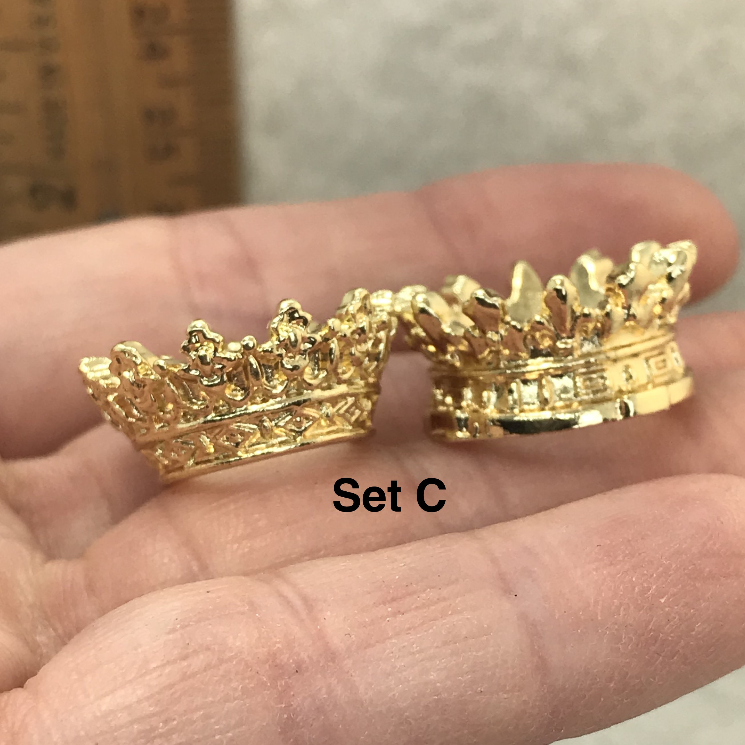 Golden Metal CROWNS Royal Headdress Gold Crown Tiara King - Etsy Australia