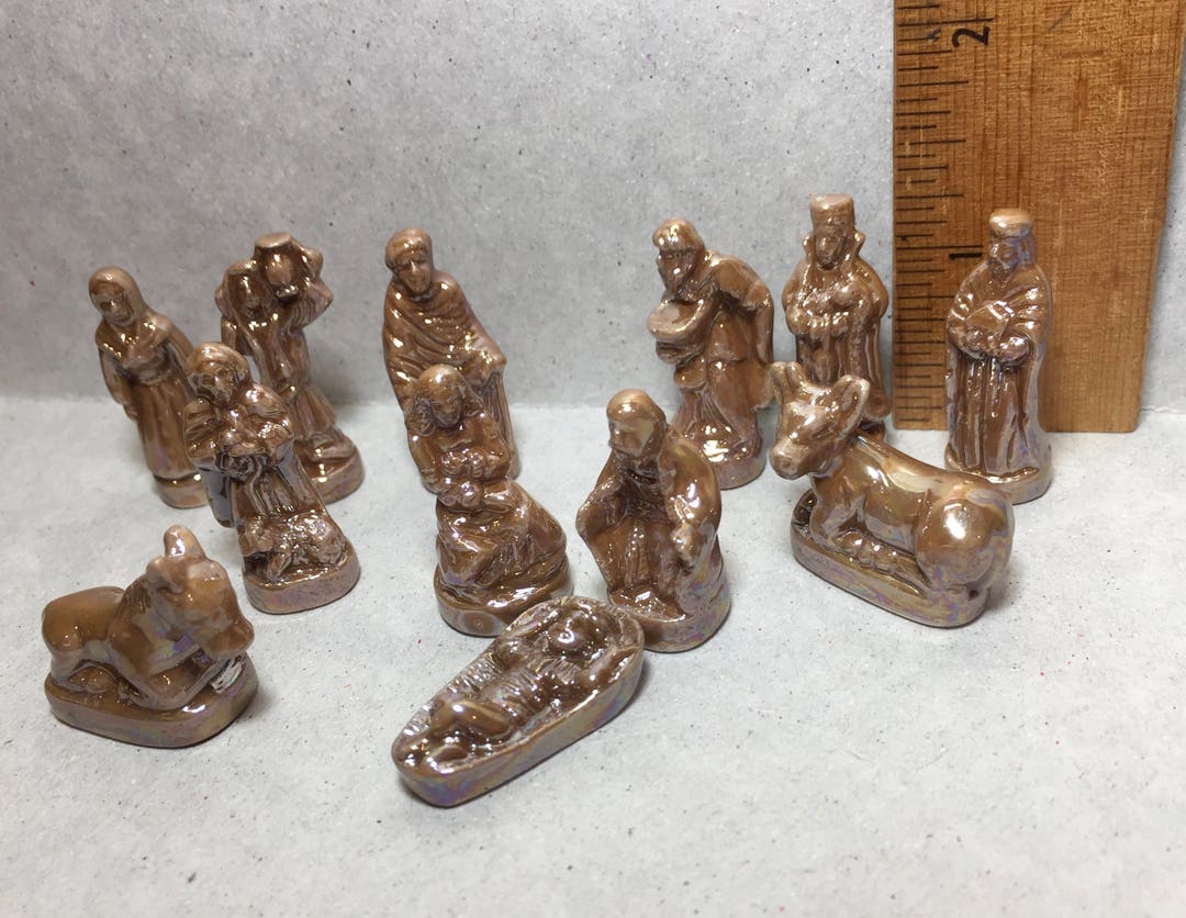 Elegant BRONZE NATIVITY Set Mary Joseph Jesus Wise Men Villagers 12 Pcs ...