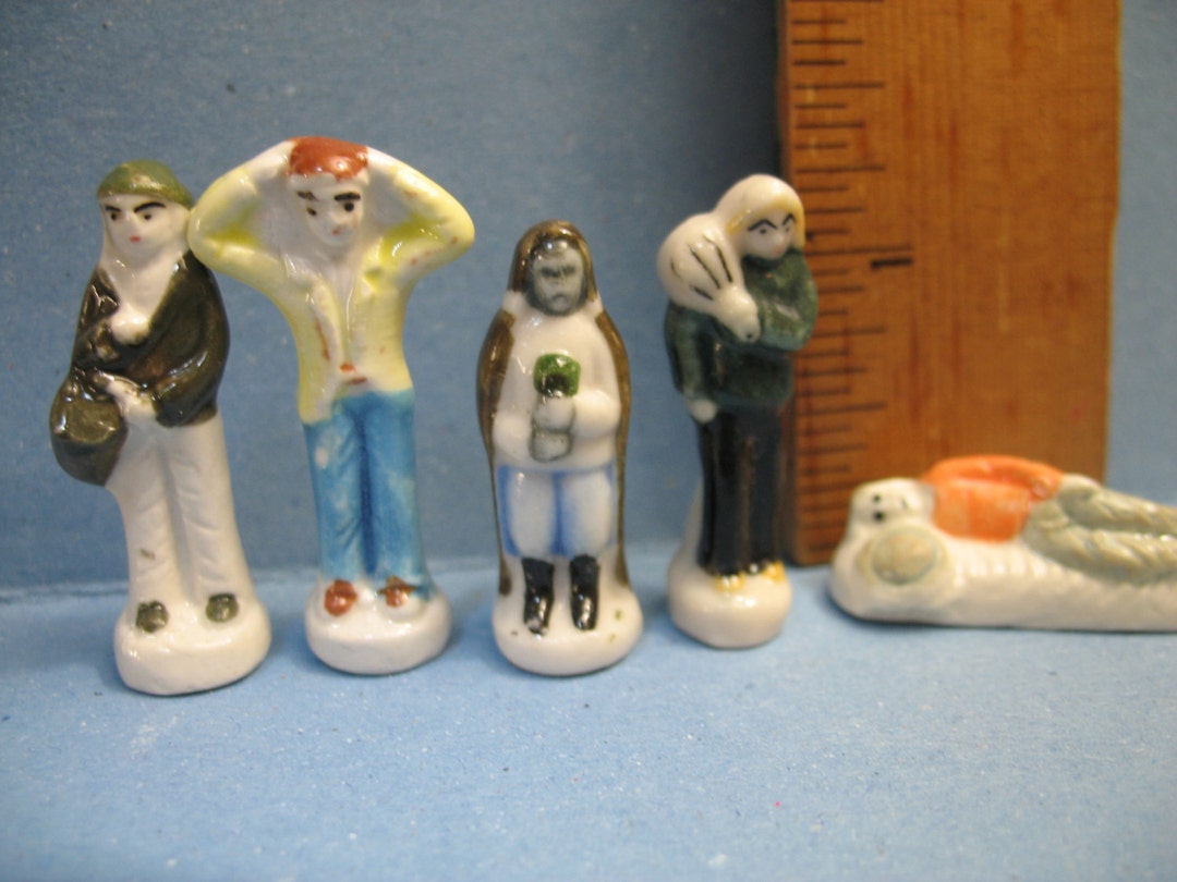 Villagers or Townspeople Nativity Figures Vintage - French Feve Feves ...