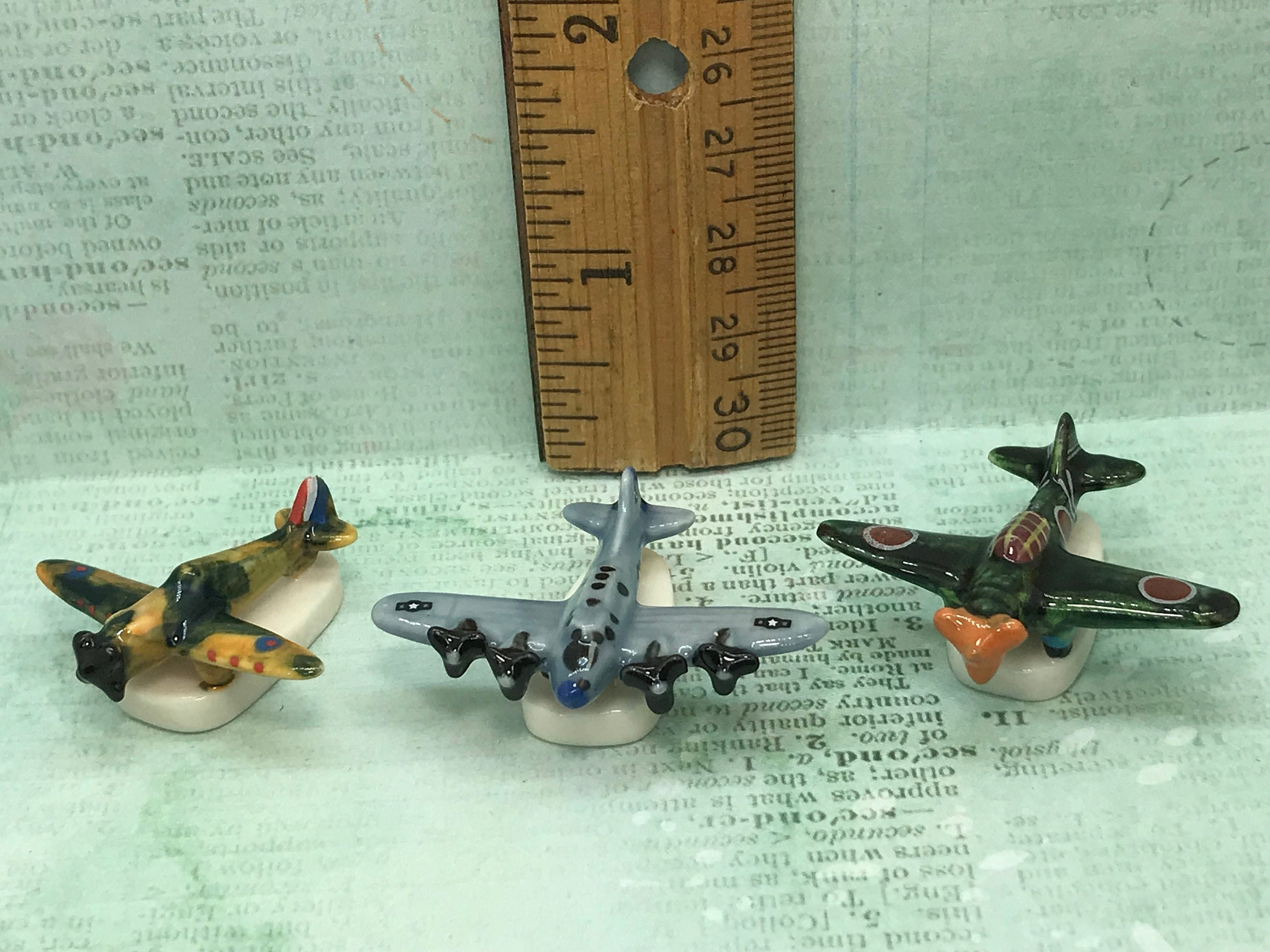 Tiny AIRPLANES Plane Military Aircraft Planes Jets Fighter Jet - French ...