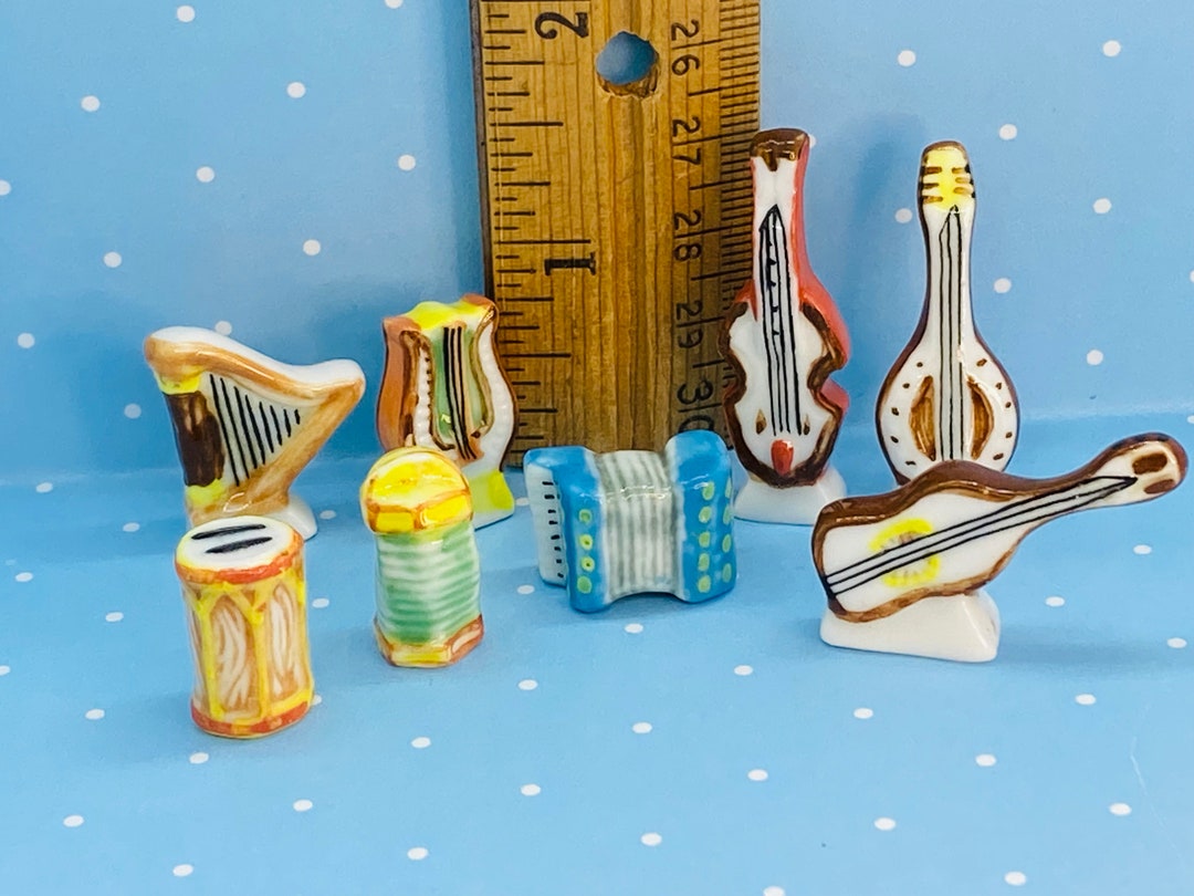 Tiny Musical Instruments: Guitar Lyre Harp Bango Accordion Drum 8 Pcs ...