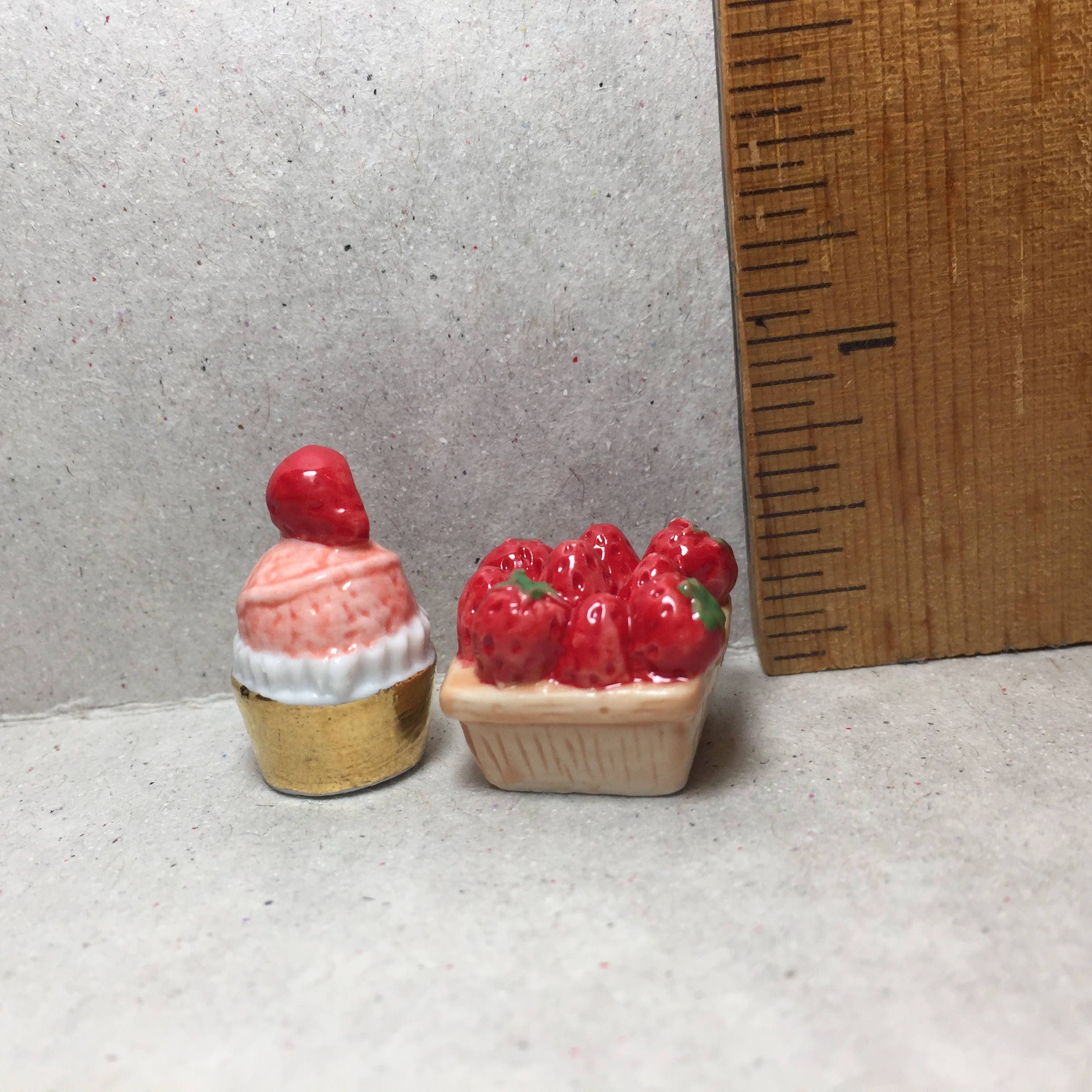 Tiny STRAWBERRY Strawberries Collection Cupcake Cake | Etsy