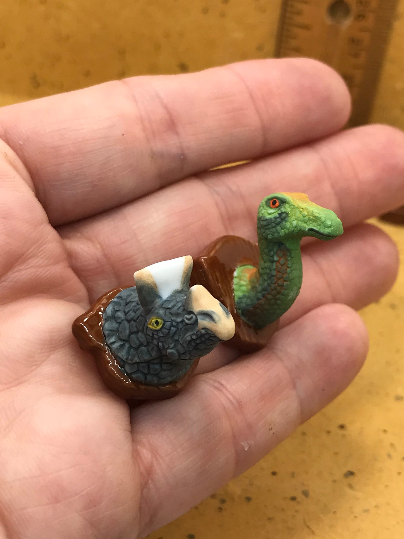 Tiny DINOSAUR Trendy Wall Head Mounts Dinosaurs Taxidermy Triceratops T ...