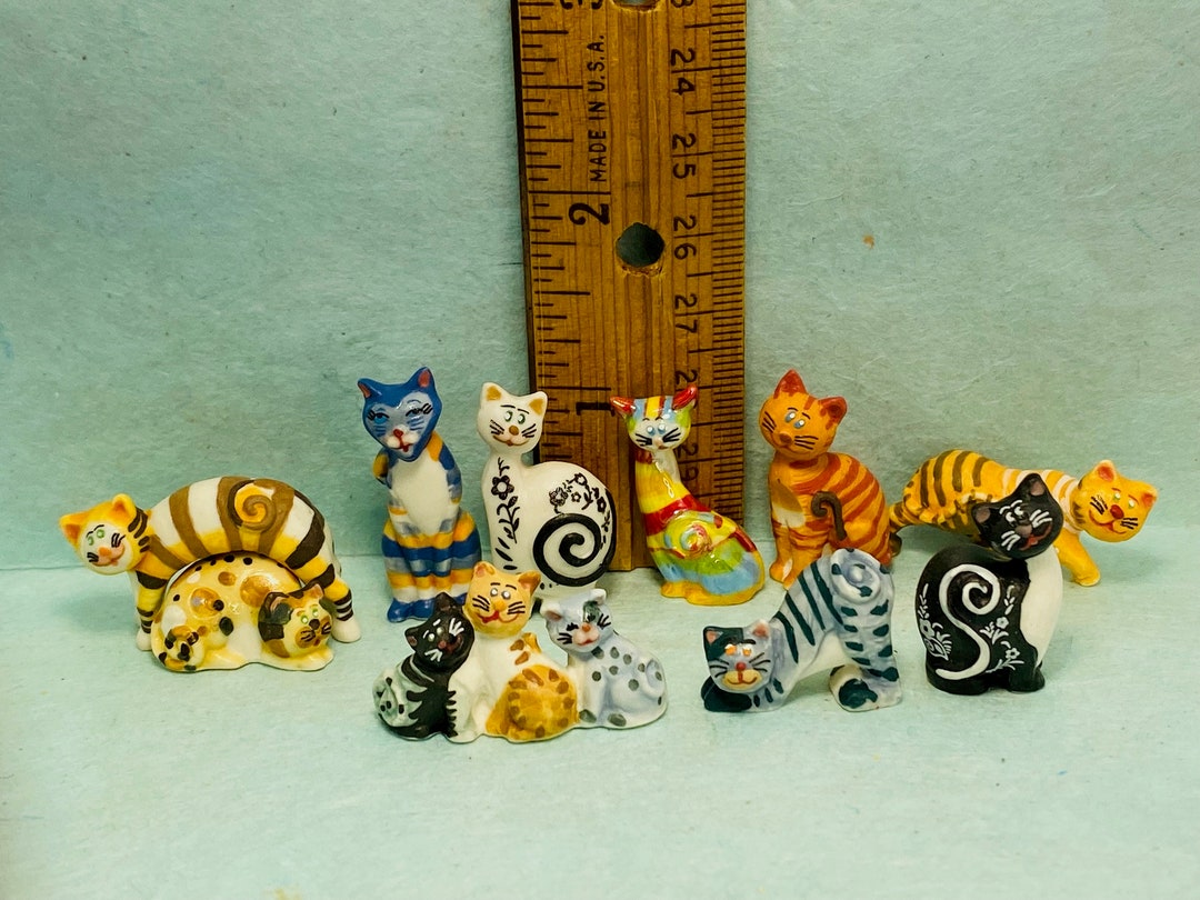 Lovely CATS Kitten Cat Colorful Art Statue French Feves Figurines ...