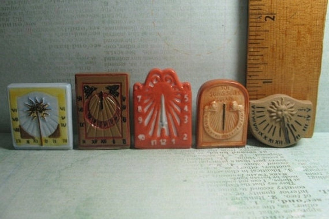 SUNDIAL Vintage Clocks Mini Garden Decor Sundials French Feve Feves ...