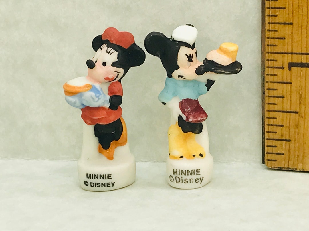 Disney's MINNIE MOUSE Carhop Waitress Chef Cook Baker Pie Matte Finish ...