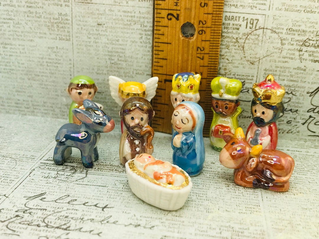 Iridescent NATIVITY Mary Joseph Wise Men Santons 10 Pcs Tiny Creche ...