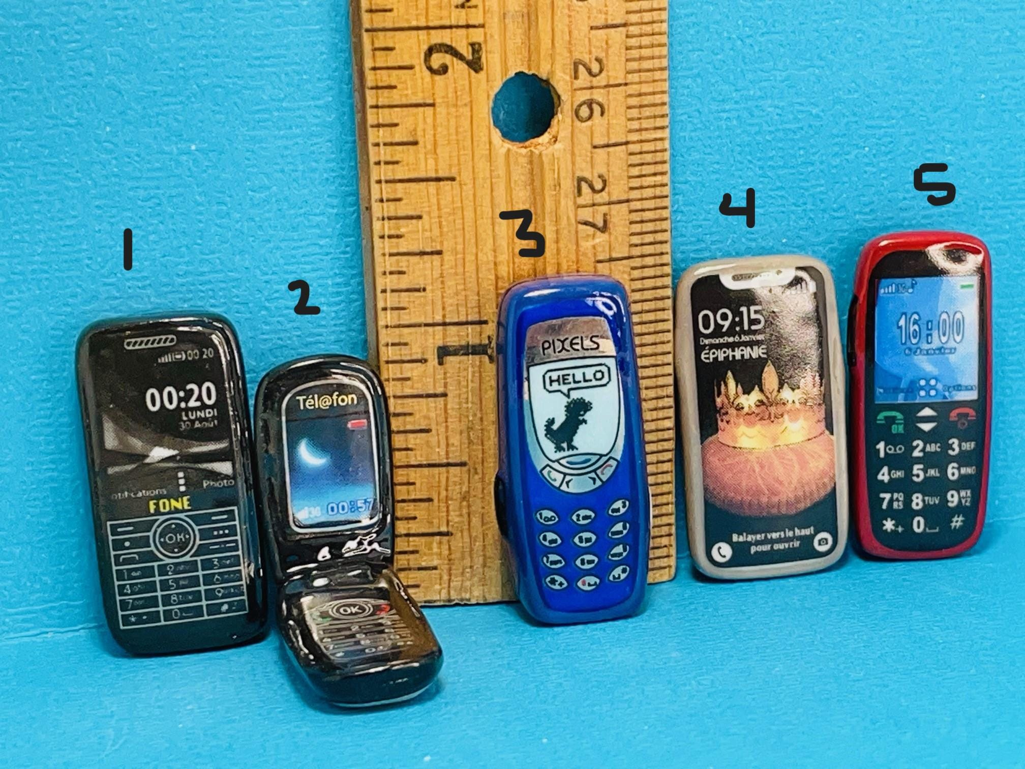 Tiny Smart Mobile Cell Phone Cellular Flip Phones French Feve Feves ...