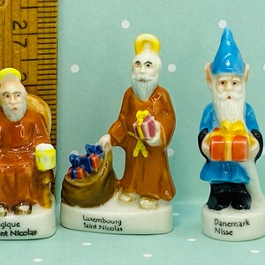 Father Christmas Traditional International Santa Pere Noel St Nickolas ...