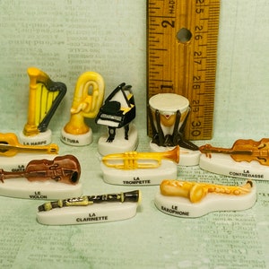 Tiny Musical Instruments: Piano Harp Drum Guitar Violin Sax Clarinet ...