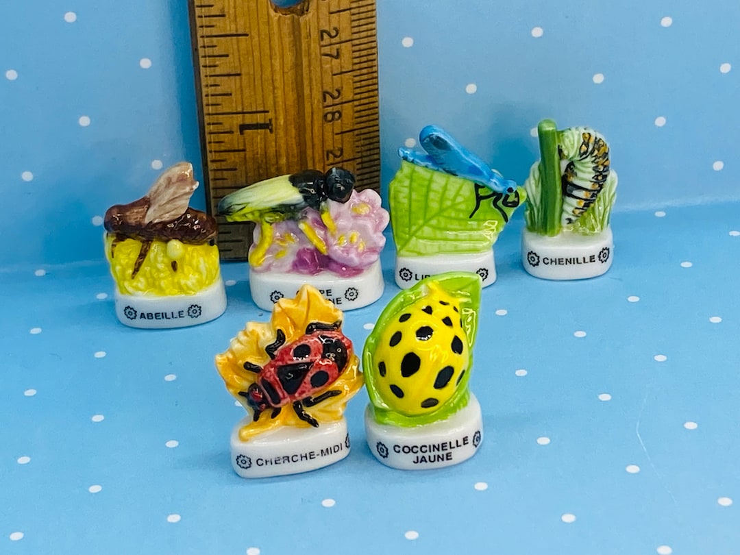 Tiny Insects Beetle Bug Insect Cricket Scarab & Dragonfly Fly Moth ...