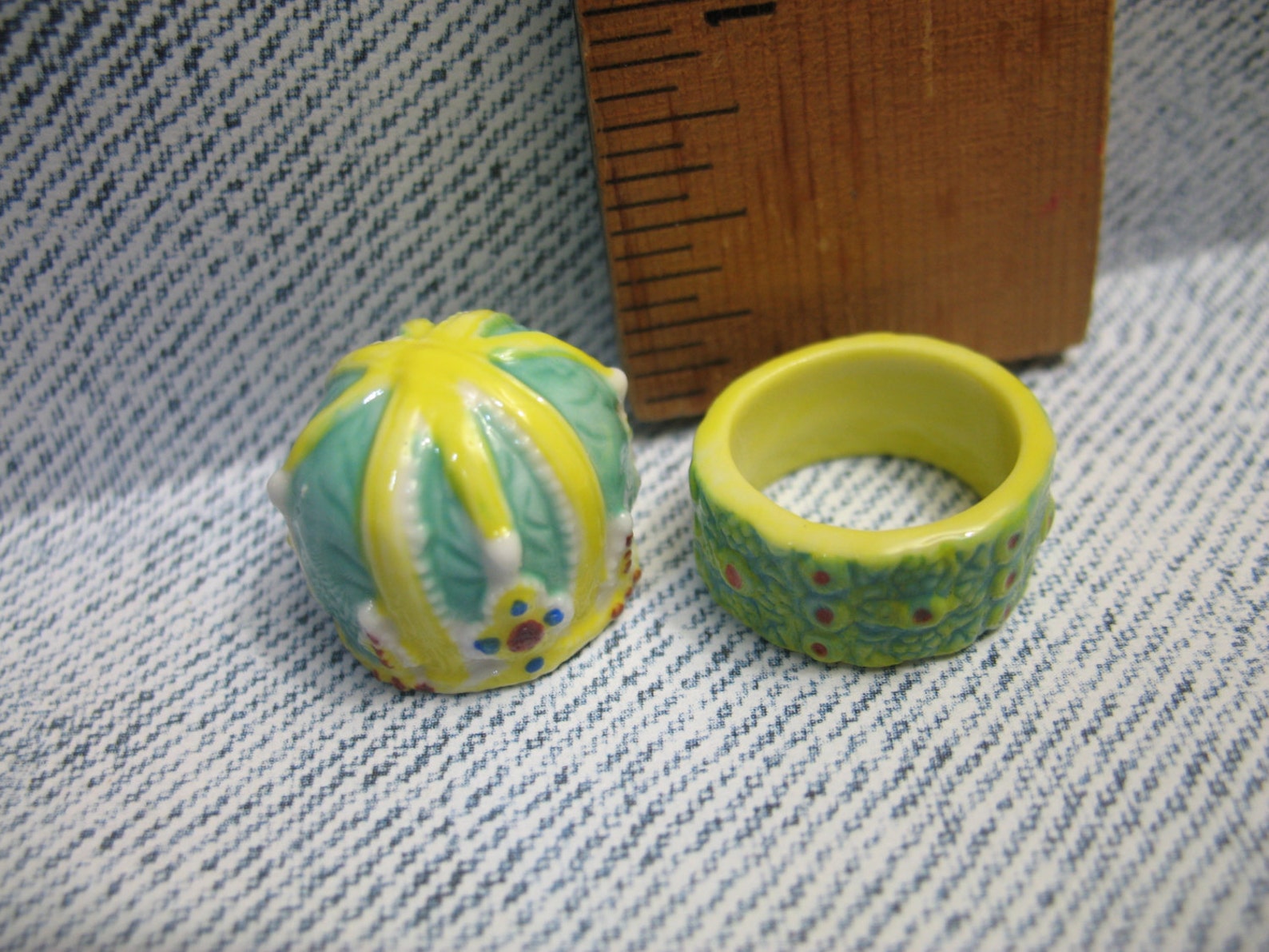 2 CROWNS Royalty King & Queen French Feve Feves Figurines - Etsy