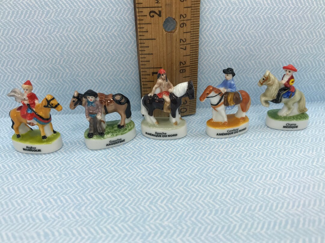 Horse Riders of the World Cowboy American Indian Gaucho Charro Mongol ...