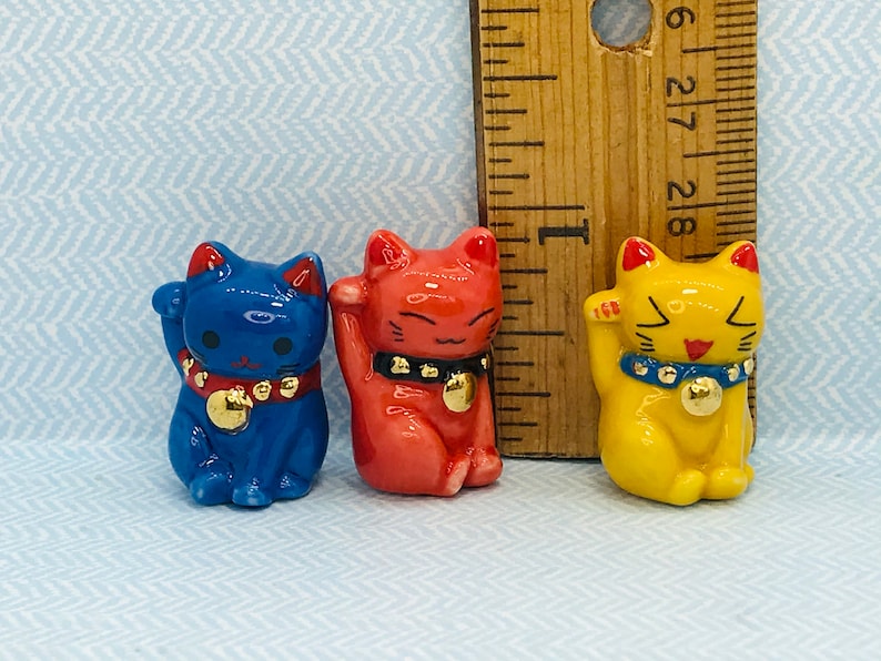 Maneki Neko ASIAN Good Luck Waving CATS Kitten Kitty Kittens Beckoning ...