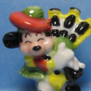 Disney's Its a Small World International Mickey Mouse Scottish, Magic ...