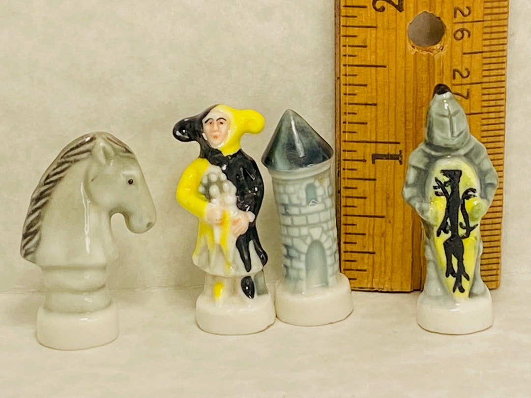 4 Yellow Mini Chess Set Pieces Statues Sculptures Horse Knight Rook ...