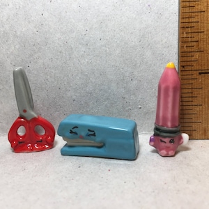 SHOPKINS Feves School Supplies: Scissors Glue Calculator Ruler Pencil ...