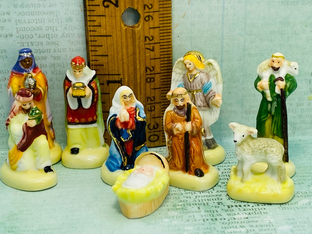 Tiny Classic NATIVITY Set Mary Joseph Jesus Wise Men 9 Pcs Creche ...
