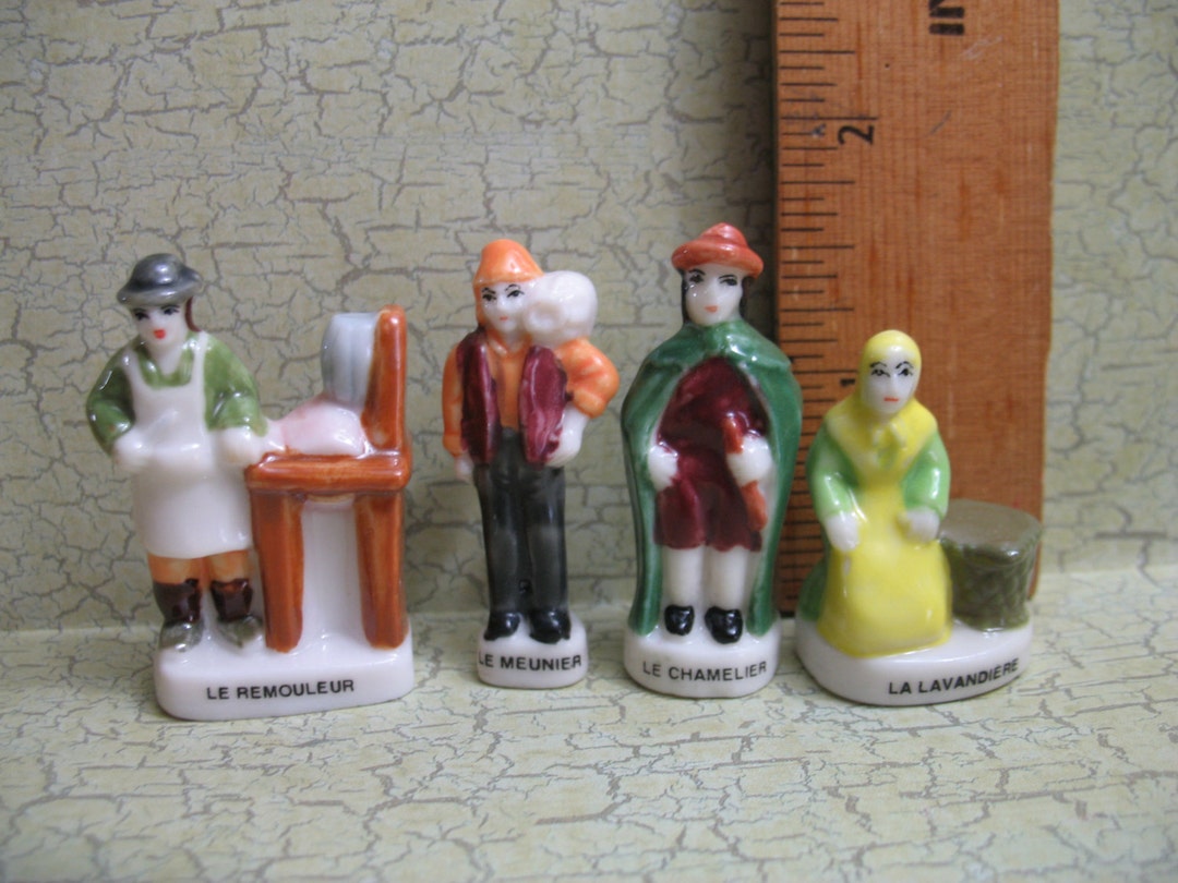 Villagers or Townspeople Santons Nativity Figures - French Feve Feves ...