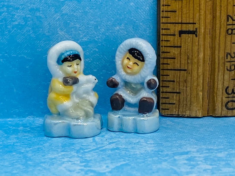 ESKIMO Family Igloo Arctic Alaska North Pole Kids Alaskan Eskimos ...