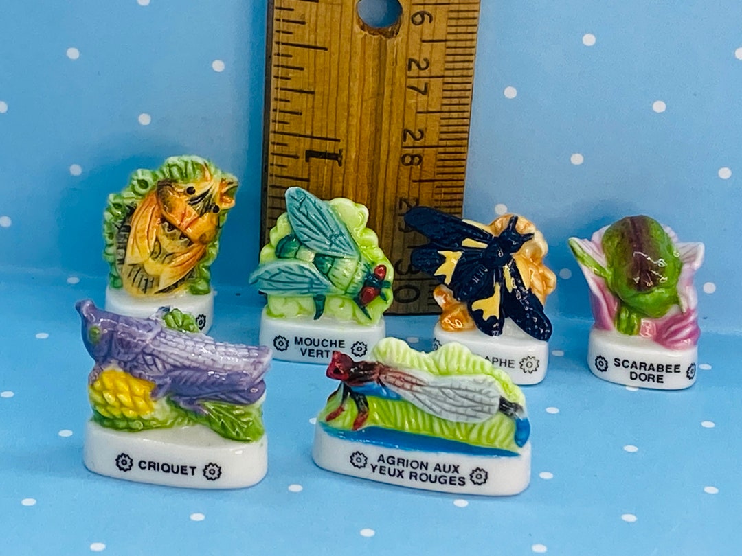 Tiny Insects Beetle Bug Insect Cricket Scarab & Dragonfly Fly Moth ...