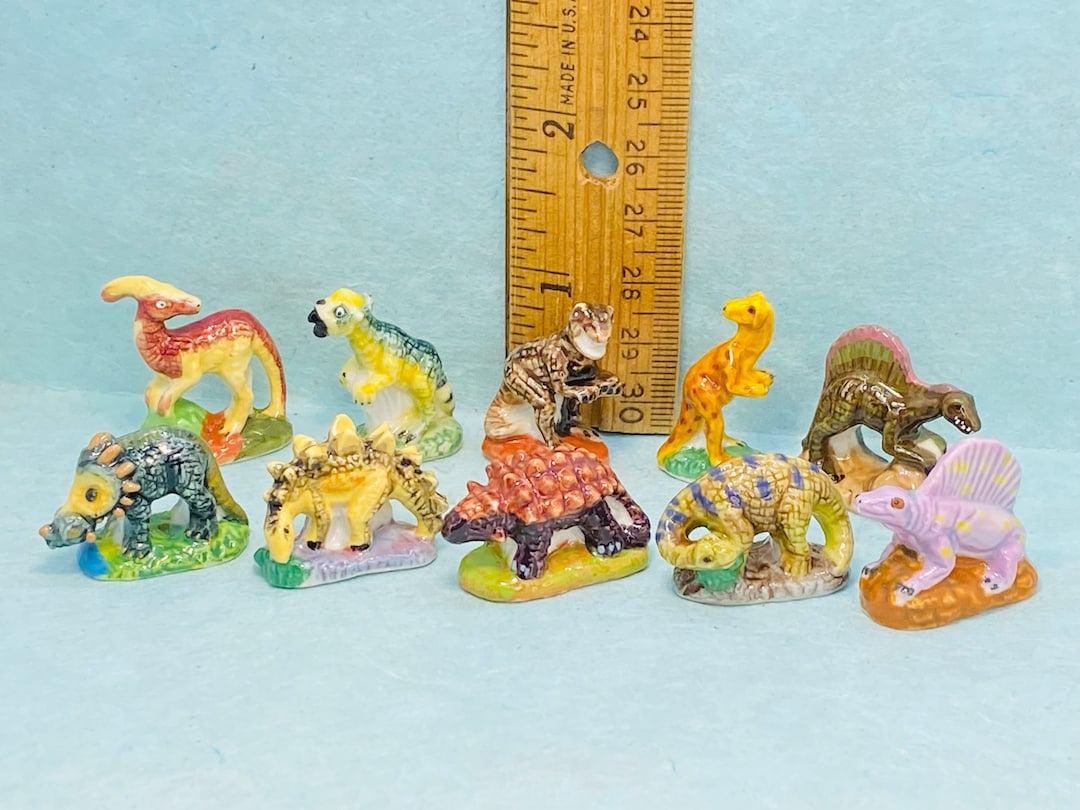 Tiny DINOSAURS T-rex Stegosaurus Ankylosaurus Brontosaurus Triceratops ...