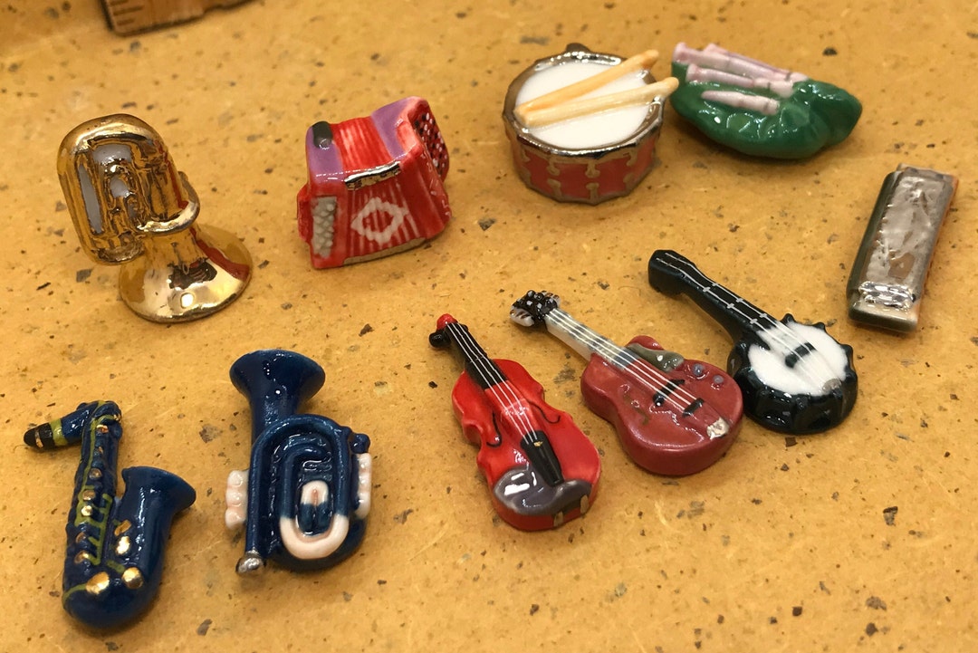 Tiny Musical Instruments: Electric Guitar Violin Accordian Drum ...